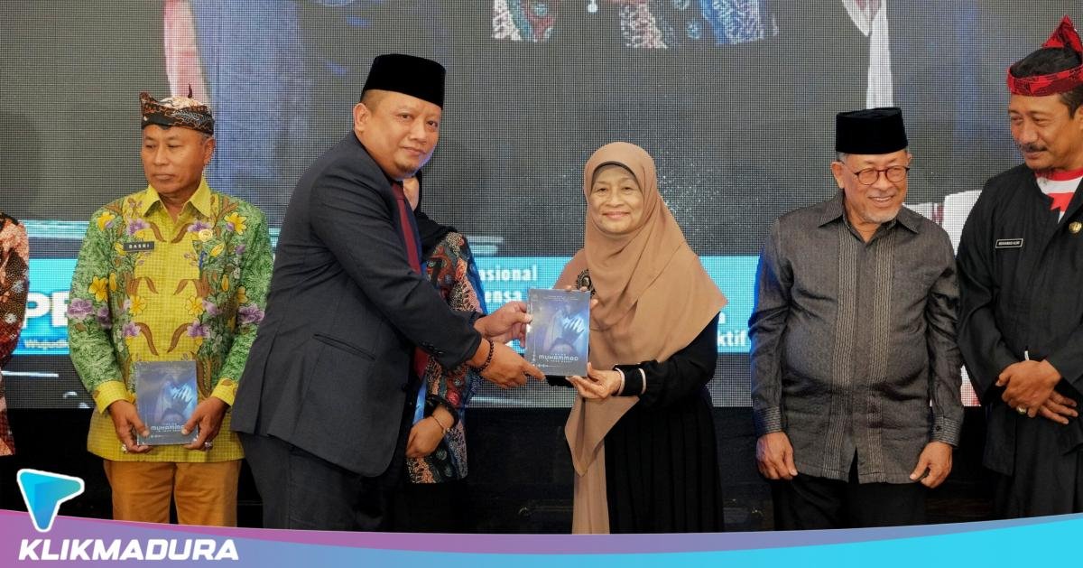 Buku Berisi Potret Keteladanan Akhlak Rasulullah Karya Bos MK Resmi ...